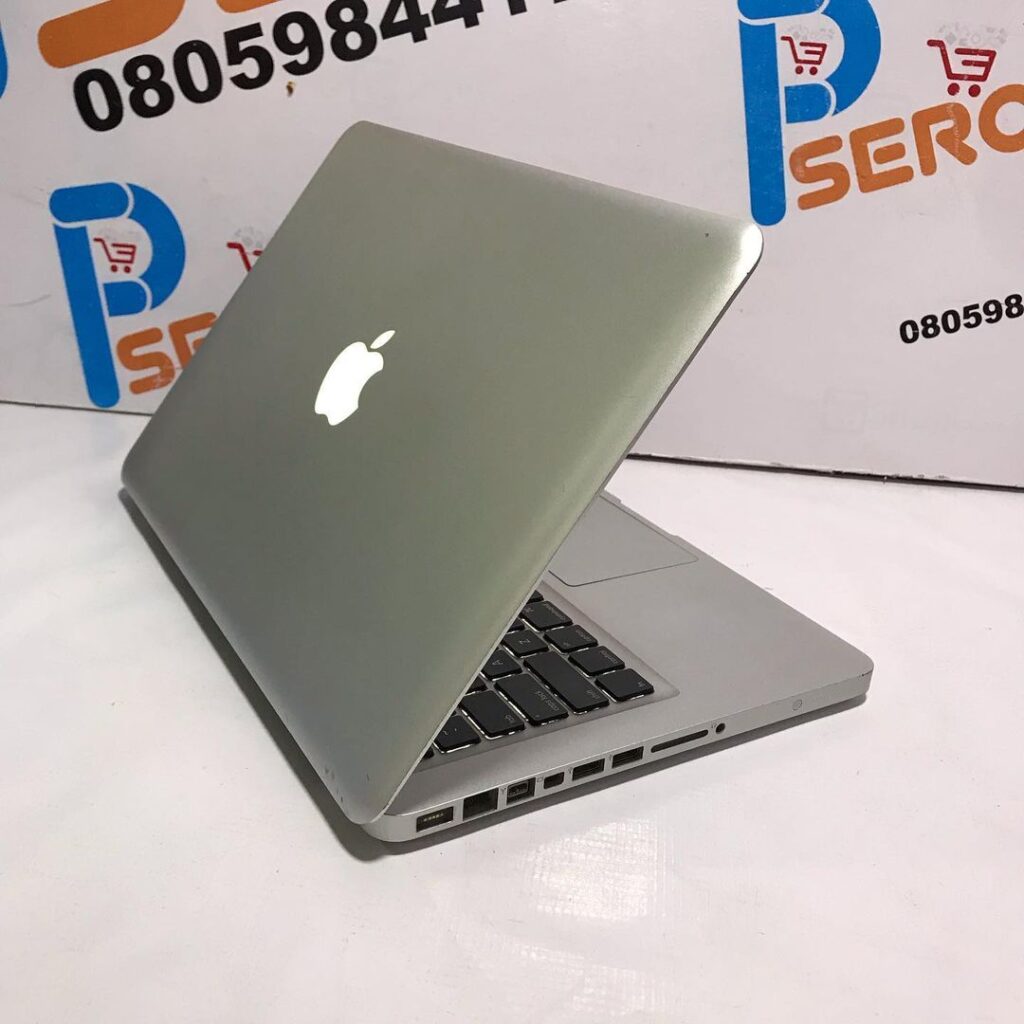 Apple MacBook Pro - Intel Core i7 - 8GB Ram - 500GB HDD - Nvidia ...