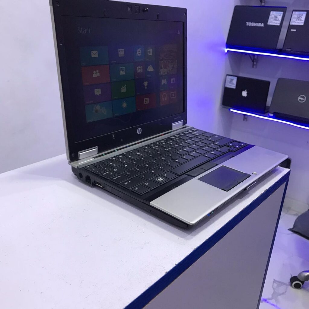 HP Elitebook 2540p – Intel Core i7 – 4GB Ram – 320GB HDD – 12 inch – 2 ...