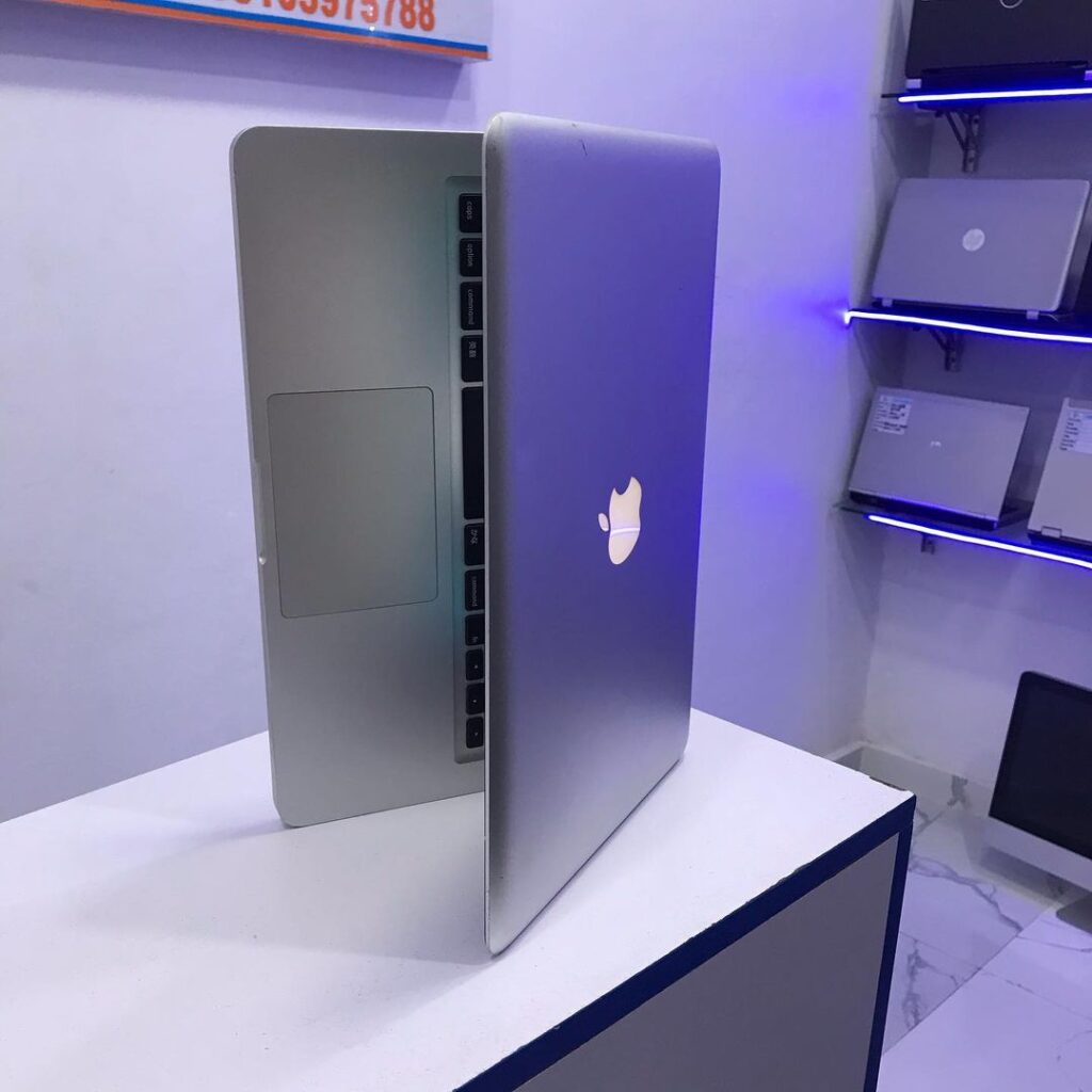 Apple MacBook Pro – Intel core i5 – 8GB Ram – 500GB HDD – Dedicated ...