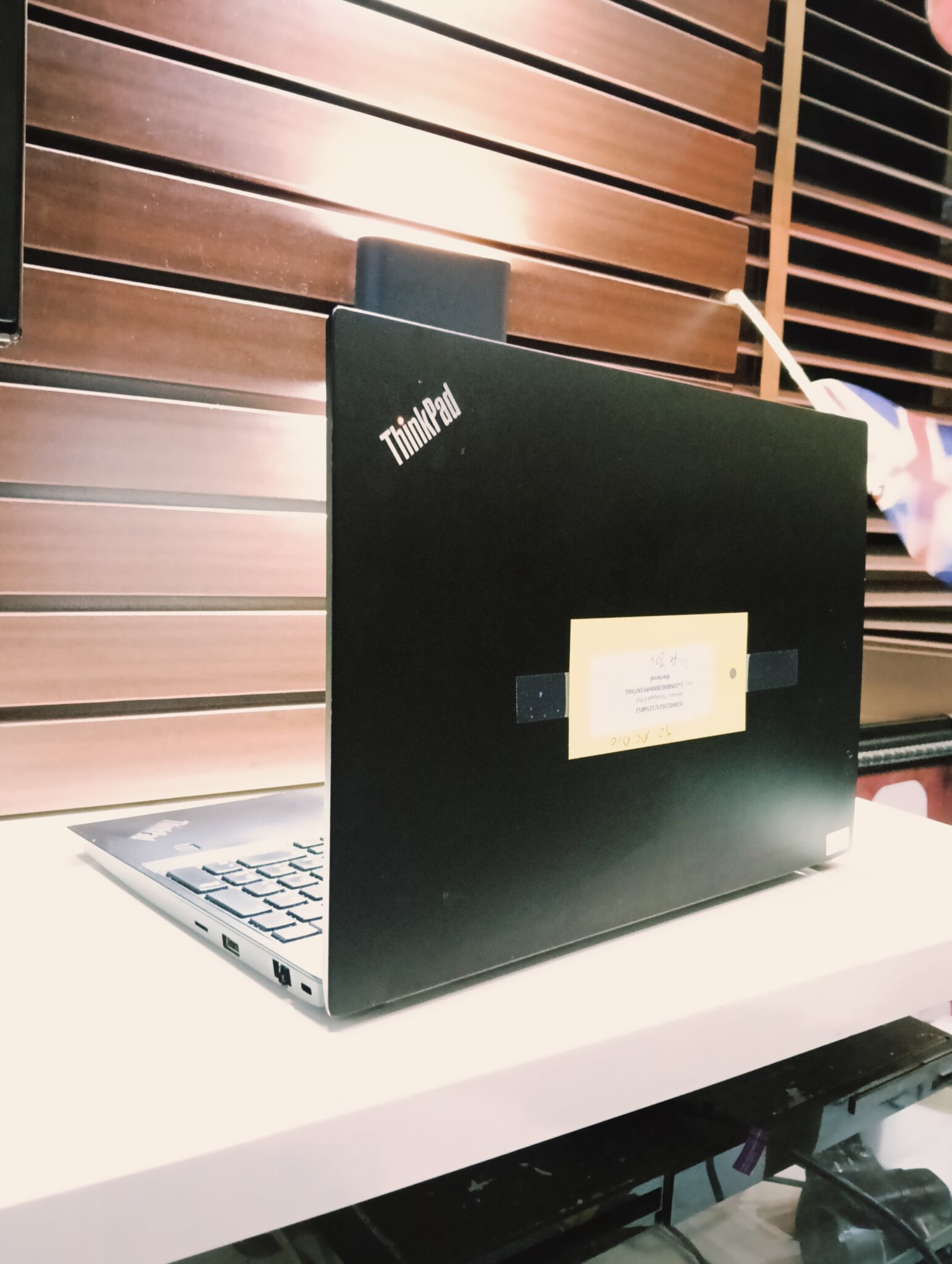Lenovo ThinkPad E950 - Intel Core i5 (1.8GHz) - 8th Gen - 512GB SSD ...
